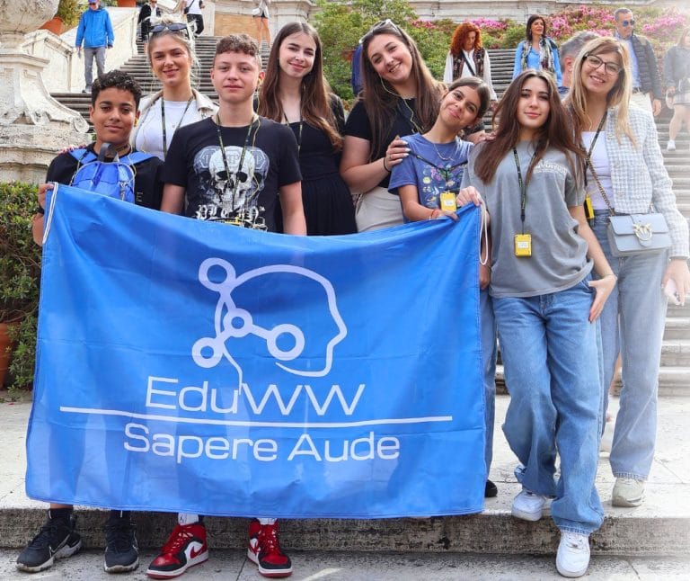 Approved International Online K12 School 🌎🖥️📚 | EduWW